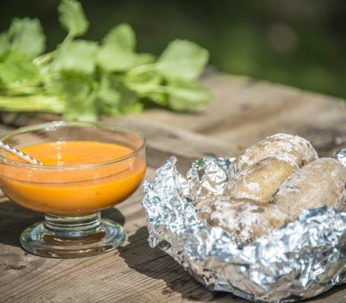 Kanarian perunat ja Mojo Rojo -kastike resepti ja ohje | Snellman